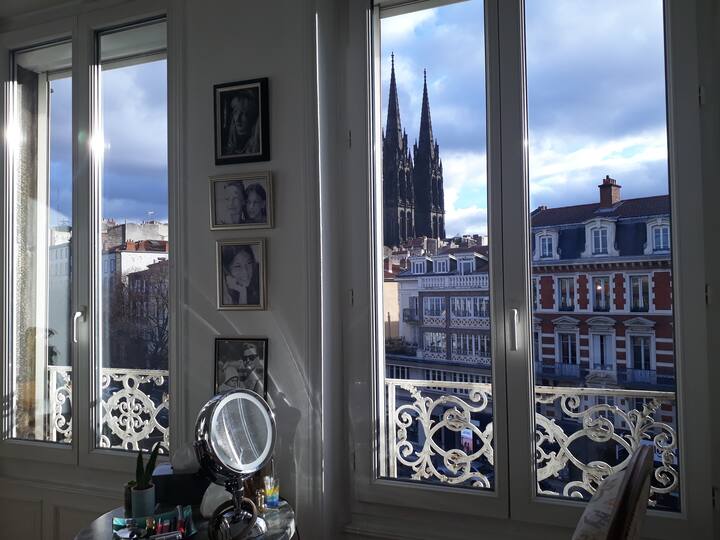 110 M2 De Charme, Coeur De Ville, Terrasse/garage - Clermont-Ferrand