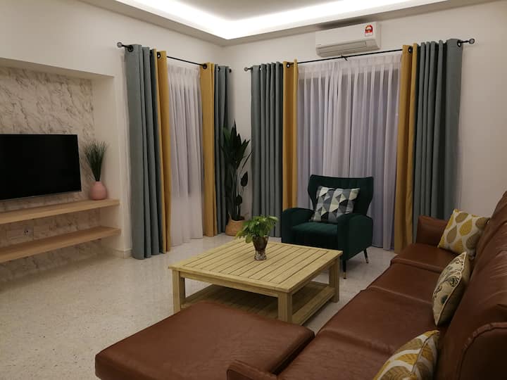 Senses Garden Homestay-iph Garden 5r4b/18pax 4 Car - 怡保