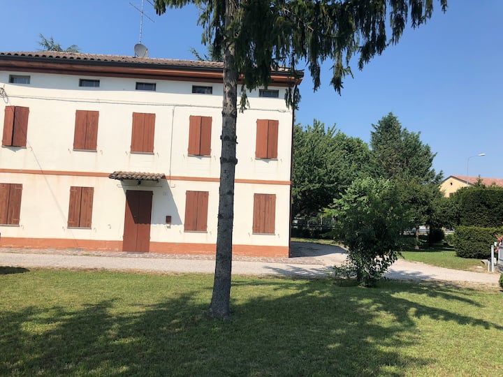 Appartamento Piano Terra Immerso Nel Verde,cavezzo - Emilia-Romagna
