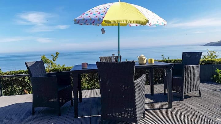 Cosy Cabin On Private Headland With Beach Access - New Quay