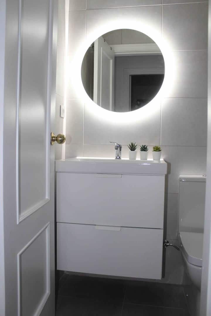 Flat On The Beach. Newly Renovated. Reformado. - Fuengirola