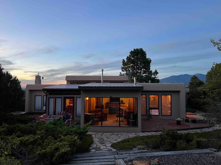Spacious Zen Adobe Home On 5 Forested Acres - Taos, NM