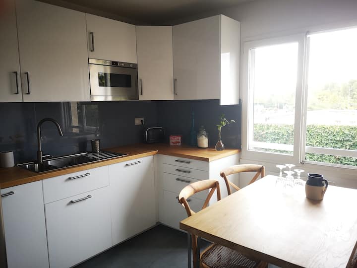 Logement Entier Calme Et Lumineux - 2 Chbr 3 Lits - Lion