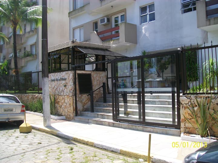 Lindo Apartamento Próximo A Praia E Bom Preço!!! - Guarujá