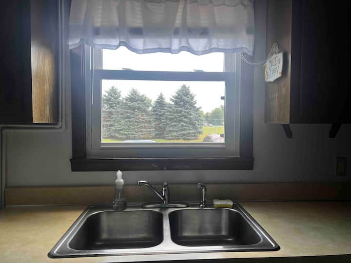Cozy, Clean, Convenient 2br In Quiet Neighborhood - Ashland, OH