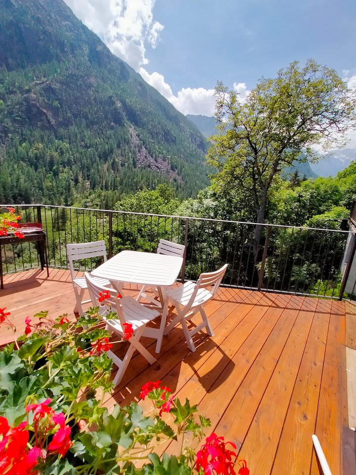 Baita Panoramica In Borgo Alpino - Ala di Stura