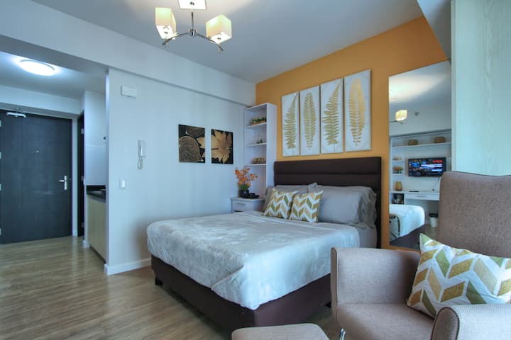 Cebu Business Park Studio - Amber - Cebu City