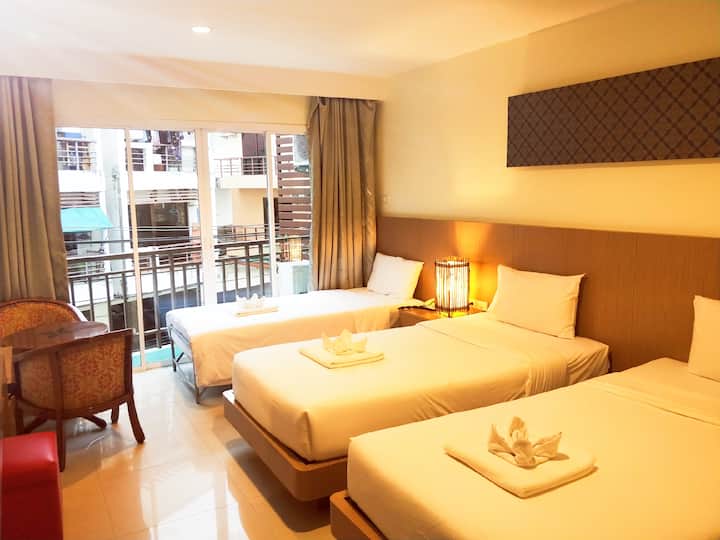 Triple Room With Balcony @ Patong Beach - Patong Beach