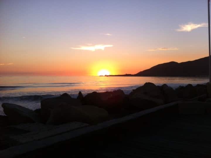 Beachfront Cottage, Solimar Beach - Ventura, CA