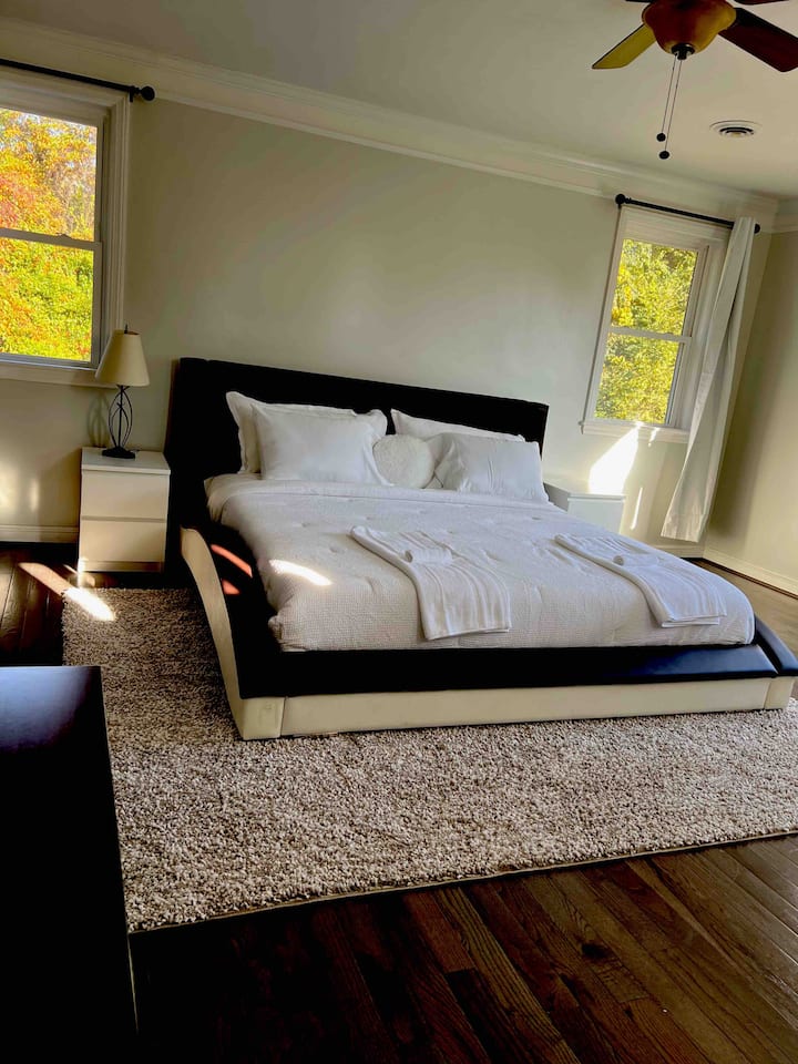 Private Room With Bath, Share Living Room& Kitchen - Silver Spring, MD