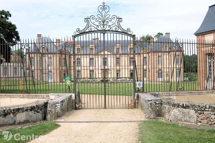 Château 1 Heure De Paris , Tarifs Sur Demande - Verneuil-sur-Avre