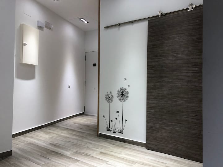 Suite De 20 M2 Interior Jacuzzi Cerca Camp Nou - Gavà