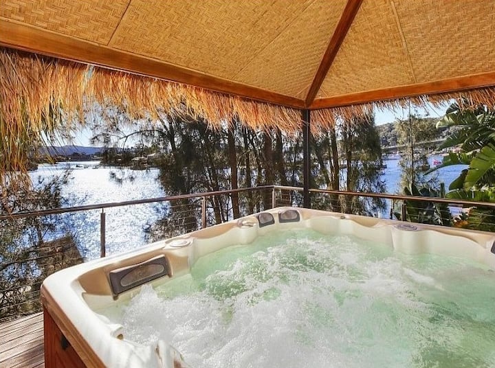 The Decks @ Daleys Point - Woy Woy