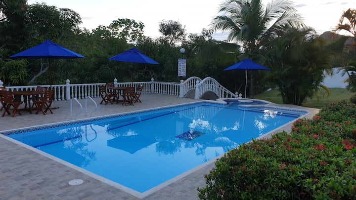 Casa De Campo La Vida Es Bella Piscina Cancha Bbq - Cundinamarca