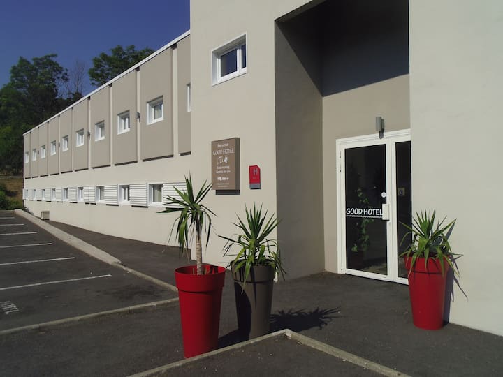 Chambre Lit Double 2 Personnes - Cassis