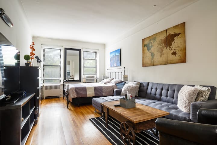 Sunny Loft Elevator & Park Views - New York City