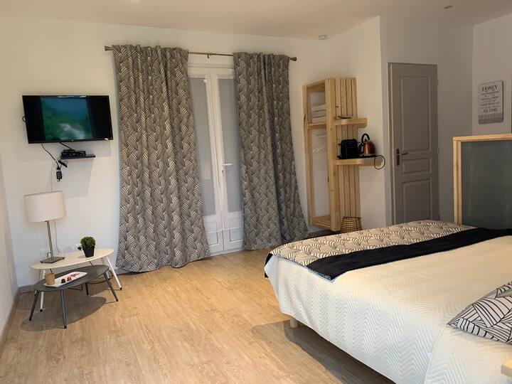 Chambre Avec Baignoire Le Long Du Verdon Irisée - Castellane