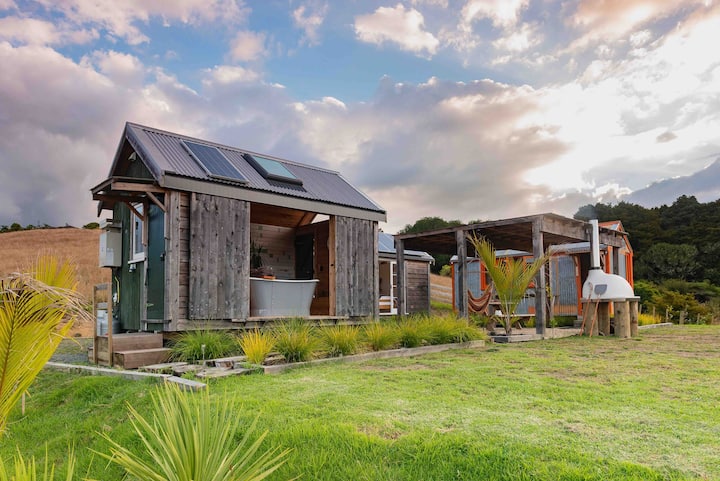 Off Grid Arohanui Cabins, Mangawhai - Mangawhai