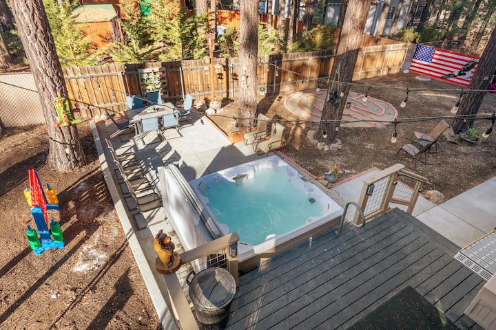 Summit Funzone Duplex - Steps From Snow Summit! - Big Bear Lake, CA