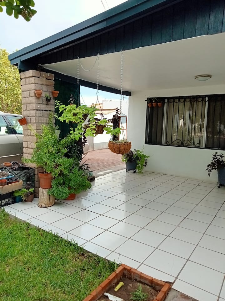 Estudio Tranquilo En Zona Universitaria. - Mexicali