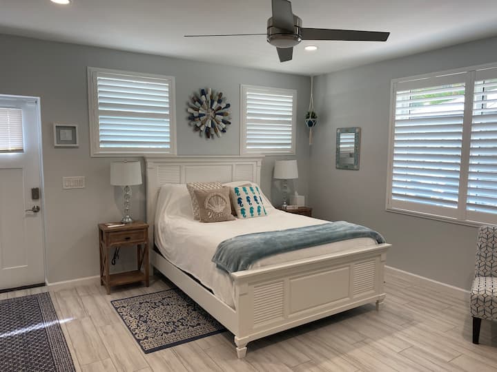 Charming Private Suite Near Siesta Key Beach - Siesta Key, FL