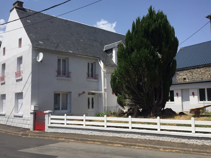 Gîte Les Rocailles - Chambon-sur-Lac