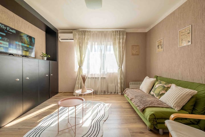 #Maison㊶ - A Vibrant, Urban Stay - Sofia