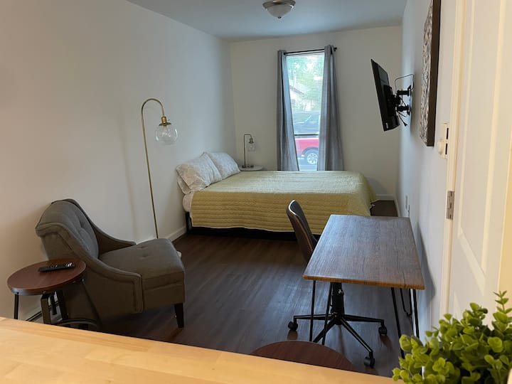Gem City Suite: 3 Blocks From Uw Or Downtown - Wyoming
