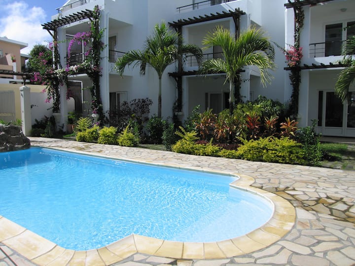 Apartment Set Opposite Indian Ocean - Mauritius