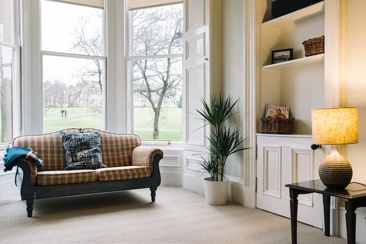 Huge Apartment On The Park! - Edinburgh