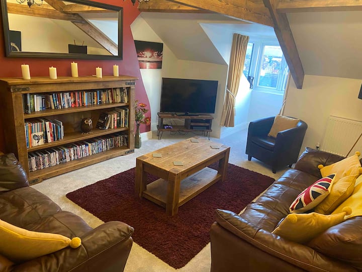 Beautiful Whitby Penthouse Apartment - Robin Hood's Bay