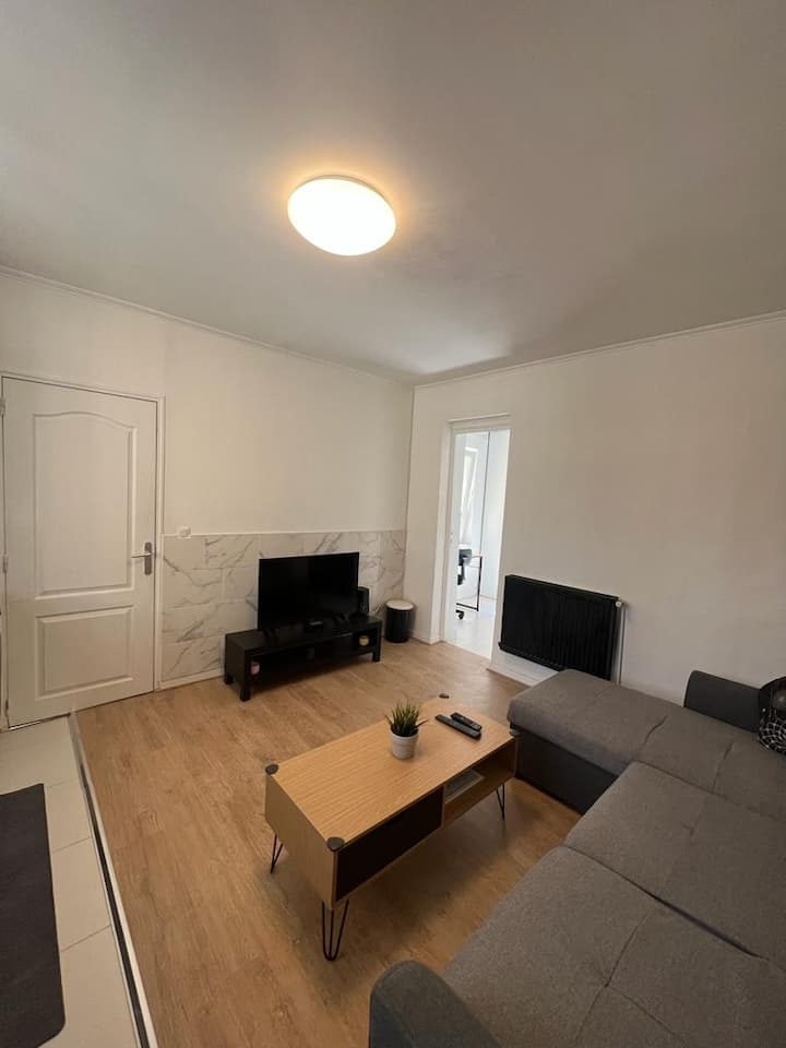 Appartement 2 Chambres Très Proche De Paris - Bobigny