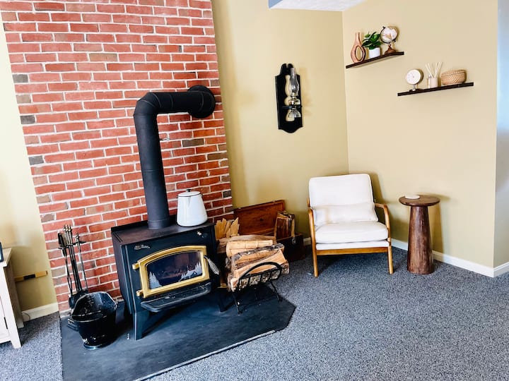 Cozy Greenwood Condo! - Greenwood, ME