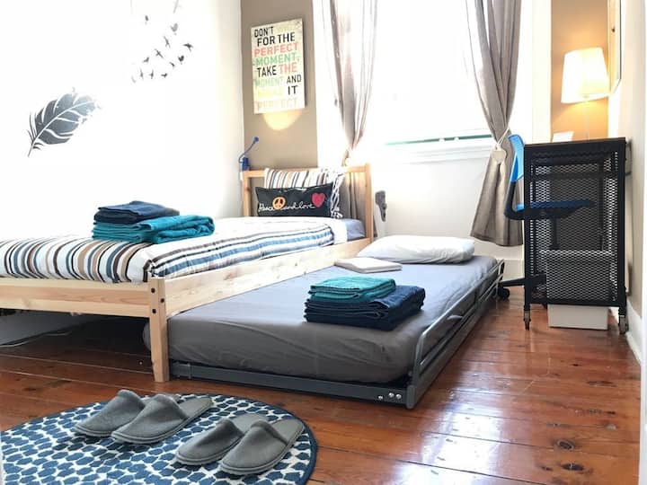 Single And Cozy Room 318798 - 里斯本