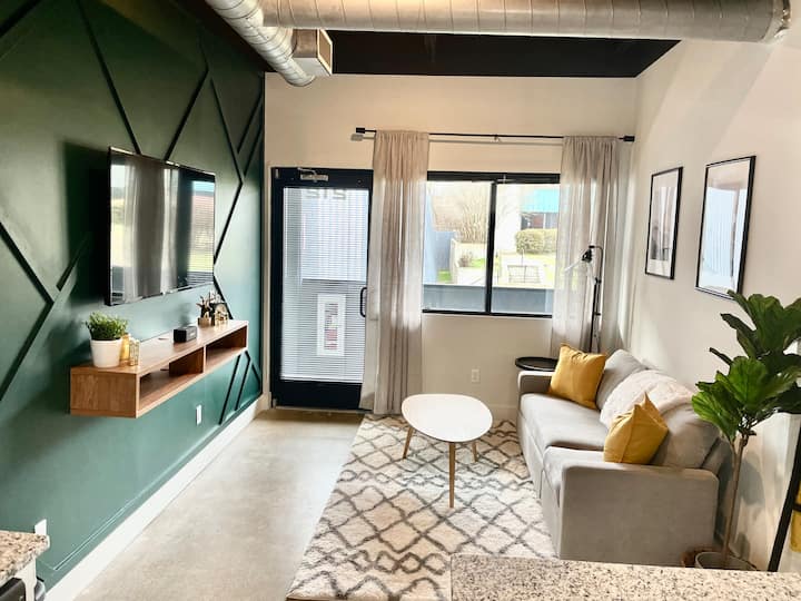 Music City Industrial Condo In South Nash - Nashville, TN