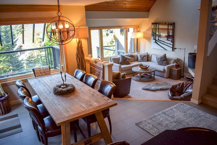 Cedar Ridge 20 | Prime Ski-in, Ski-out Location | Newly Renovated Chalet | Private Garage | Private Hot Tub - Whistler