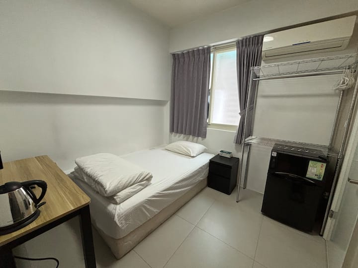 公寓單人床小套房@獨立衛浴@免費獨立洗衣機@西門捷運站5分鐘 - Taipei