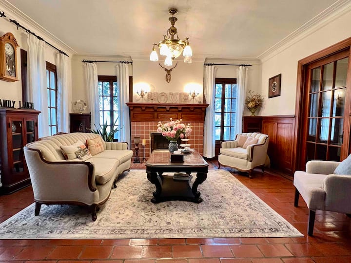 Near Ont Elegant King Bed Private Bath+ Balcony - オンタリオ, CA