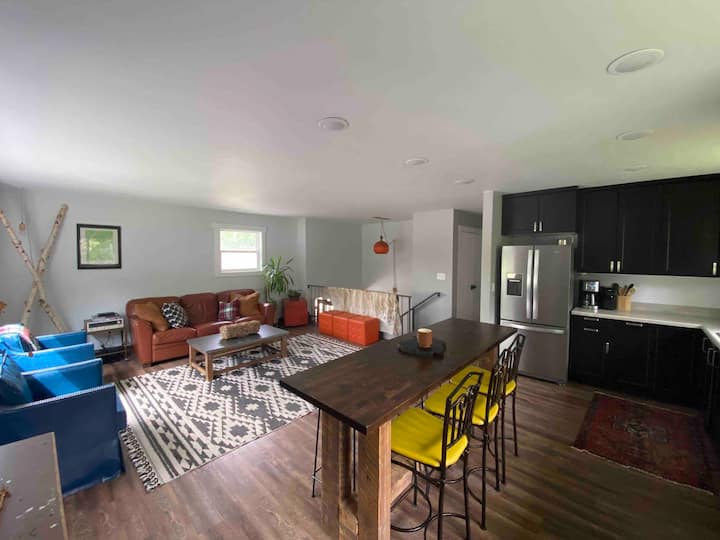 Rustic-chic And Cozy Home In Quiet Neighborhood - Bozeman, MT