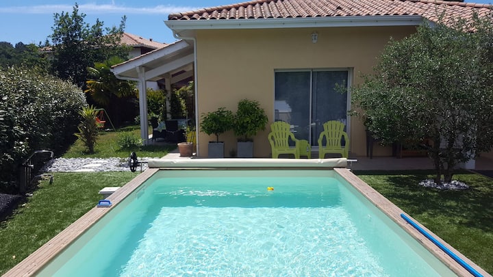 Jolie Maison Avec Piscine Et Proche Plage - Tarnos