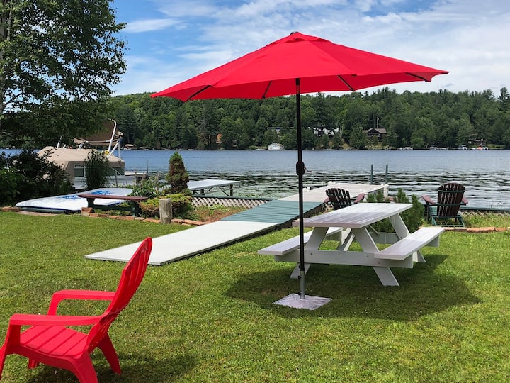 Stunning Adirondack Waterfront Camp On Lake Flower - Saranac Lake