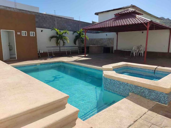Casa De Lujo En Renta Ideal Para Familias Y Amigos - Guaymas