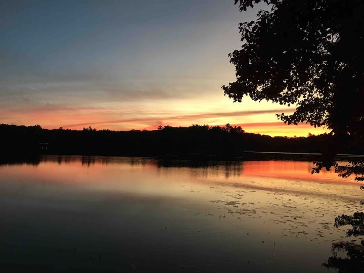 Lake Front Private 1 Bedroom Apartment - Massachusetts