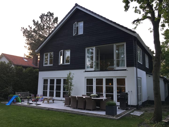 Luxurious Villa In Zandvoort, Close To Beach - Haarlem