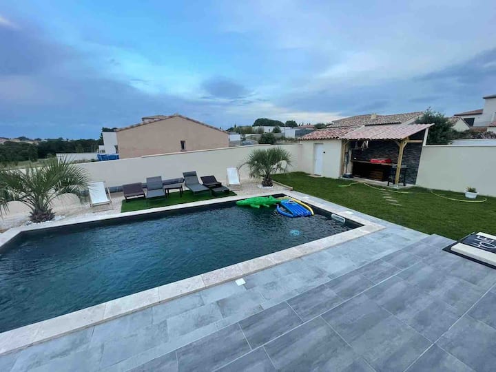 Maison Plain-pied Piscine Privée Confort & Détente - Saint-Gilles