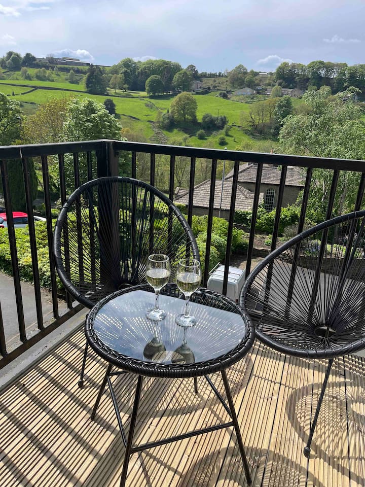 116 The Pond House - Holmfirth