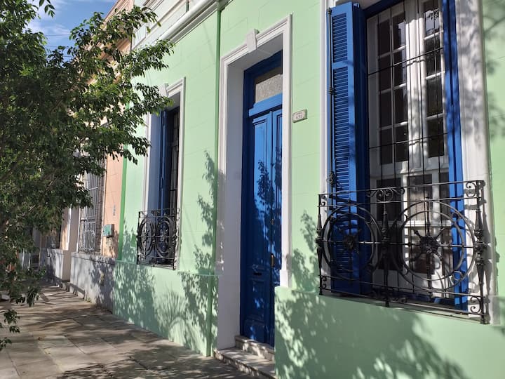 Escaleras Al Cielo Y Terrazas En Palermo Crespo - Buenos Aires