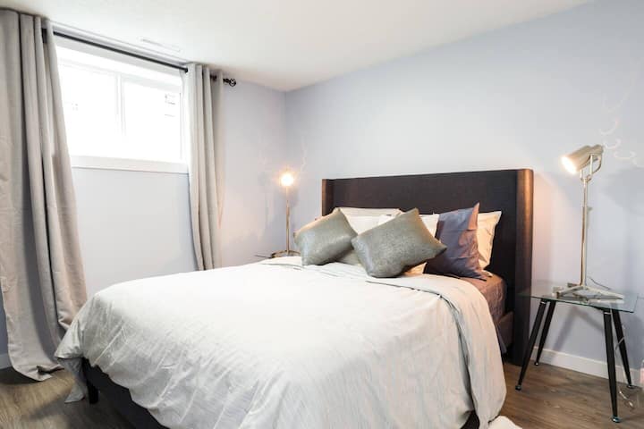 Vip-room#e1 - Rest And Relax - Edmonton, Canada