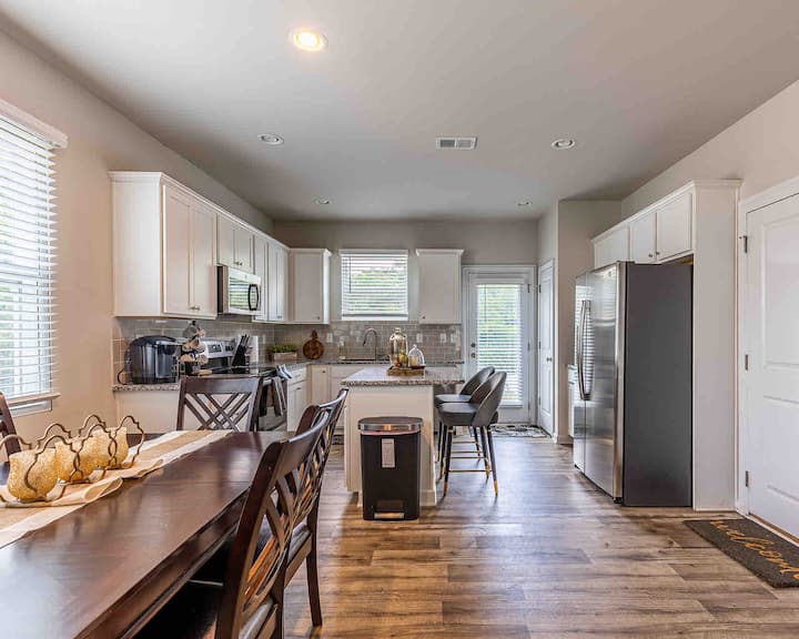 Enchanting 4 Bedroom Home In Atlanta, Ga - Aéroport Hartsfield-Jackson d'Atlanta (ATL)