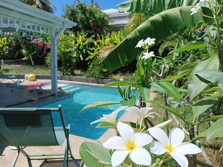 Villa Créole à 500 Mètres De La Plage - Guadeloupe